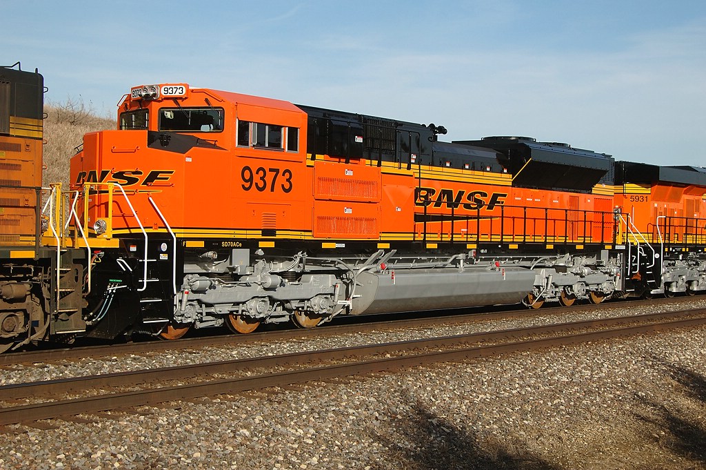 BNSF 9373, New SD70ACe makes it's first revenue trip west